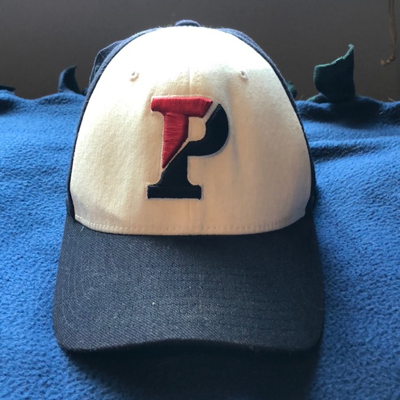 Accessories | University Of Pennsylvania Fitted Hat | Poshmark